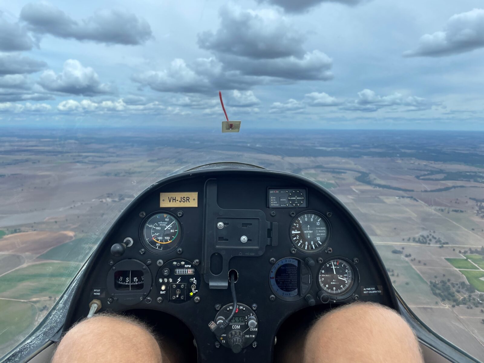 Duo Discus T VH-JSR – Tocumwal Soaring Centre